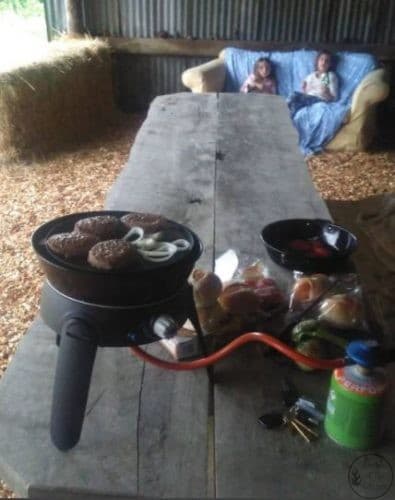 Camp Cooking, Picnics And More With The Cadac Safari Chef 2 - Keeper of ...